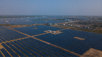 Adani Green Energy becomes India's first to surpass 10000 MW renewable ...
